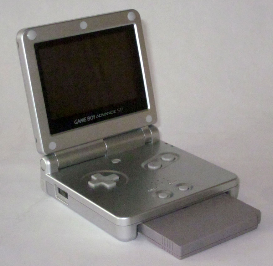 Game Boy Advance SP, le Game Boy (presque) Ultime ? – Gamers du Grenier